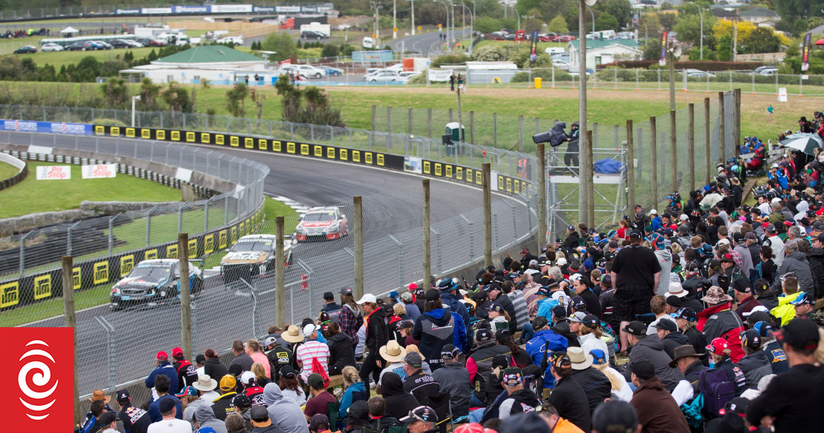 Capturing the legacy of the Pukekohe Park Raceway on film | RNZ