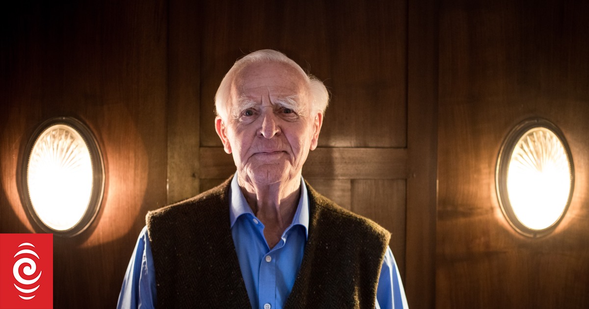 John le Carré's biographer Adam Sisman on the novelist's love affairs | RNZ