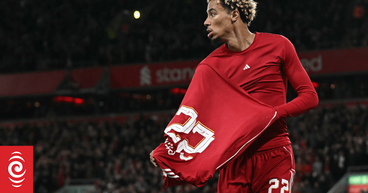 Liverpool boss blasts striker for red card after scoring | RNZ News