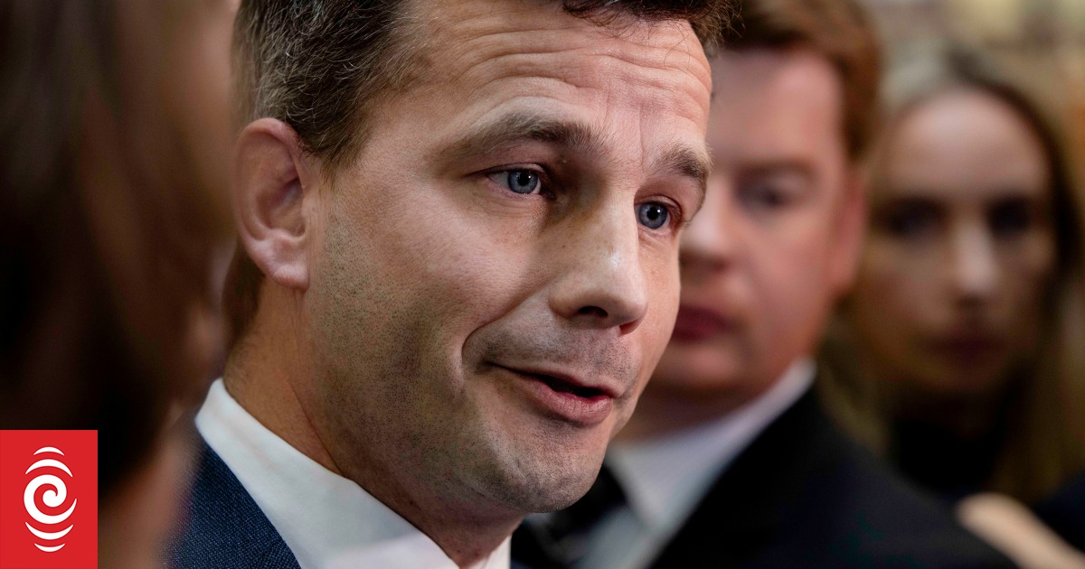 Act announces policy to tackle 'woeful' state of our roads | RNZ News