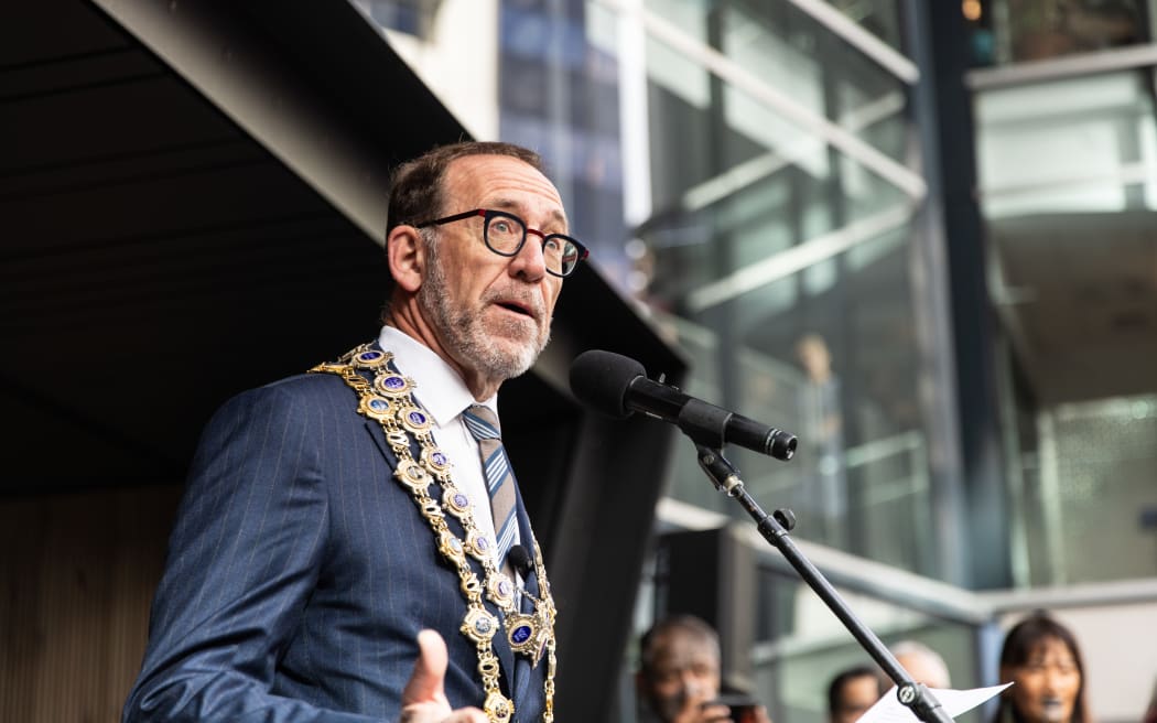 Thousands queue as doors open at revamped Wellington Library after ...