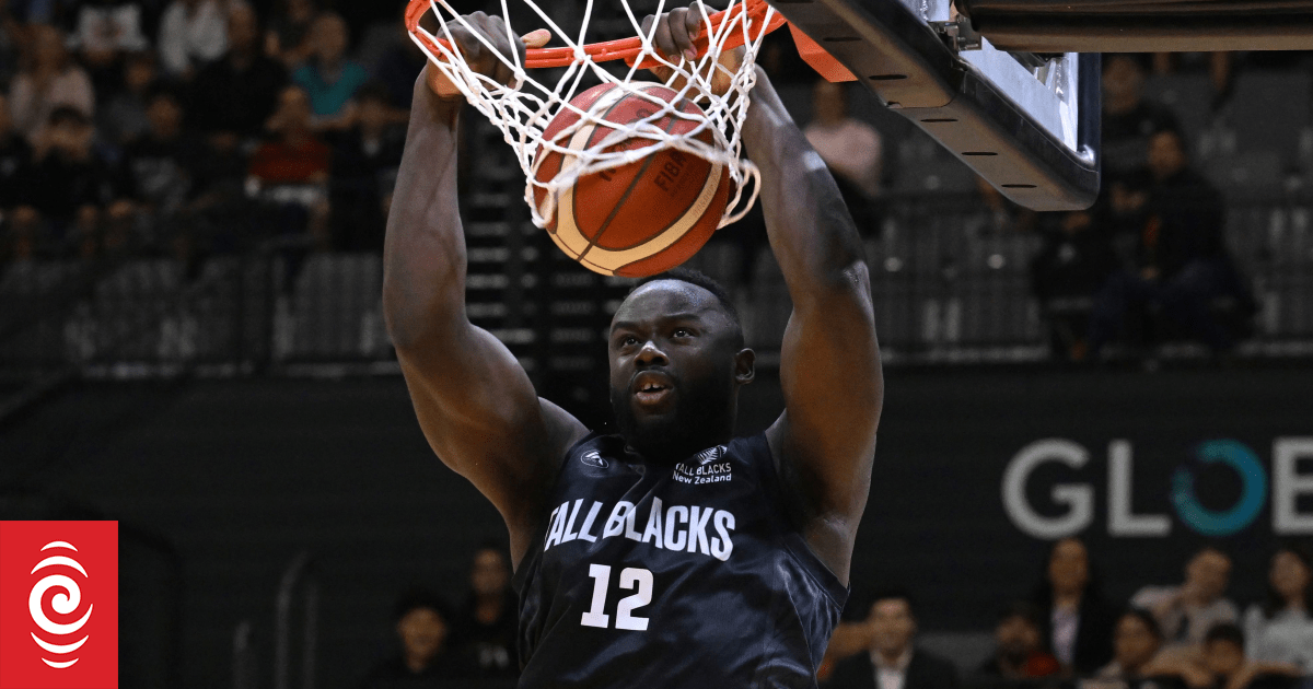 Tall Blacks launch massive fightback to stun Lebanon at Asia Cup | RNZ News