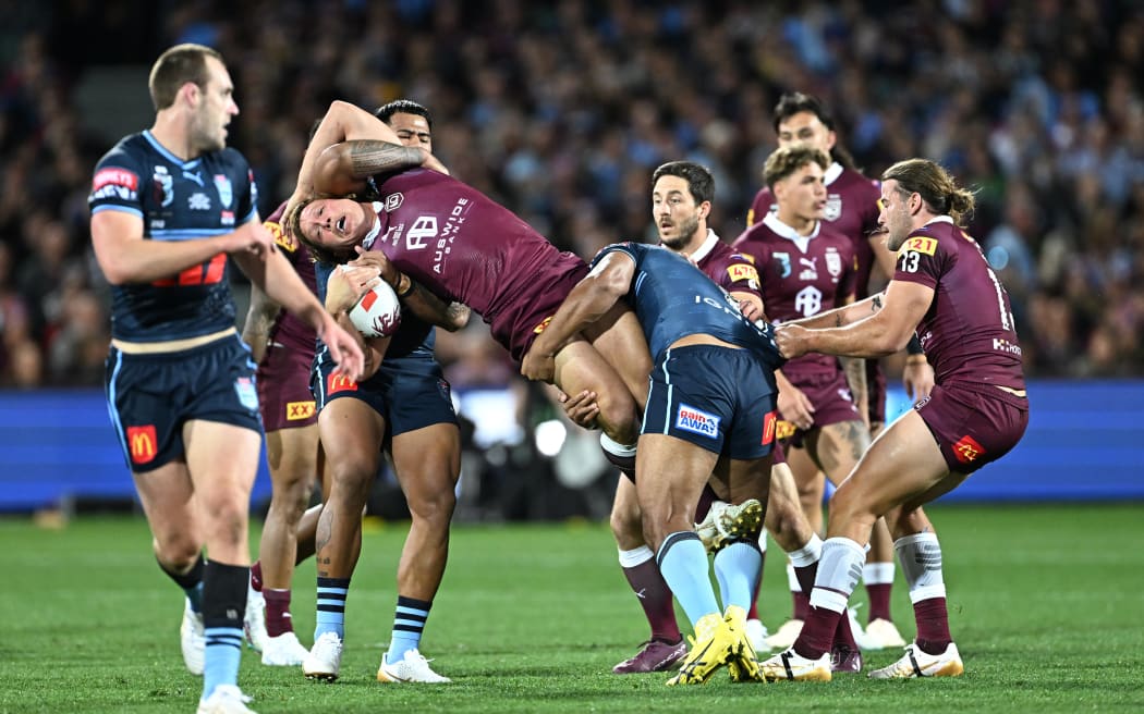 Maroons draw first blood | RNZ News