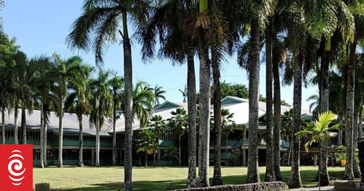 An academic talks about his long tenure at USP in Suva | RNZ