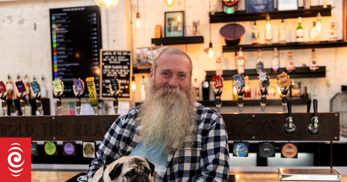 Fortune Favours 'forced to close' due to cost crisis, owners say | RNZ