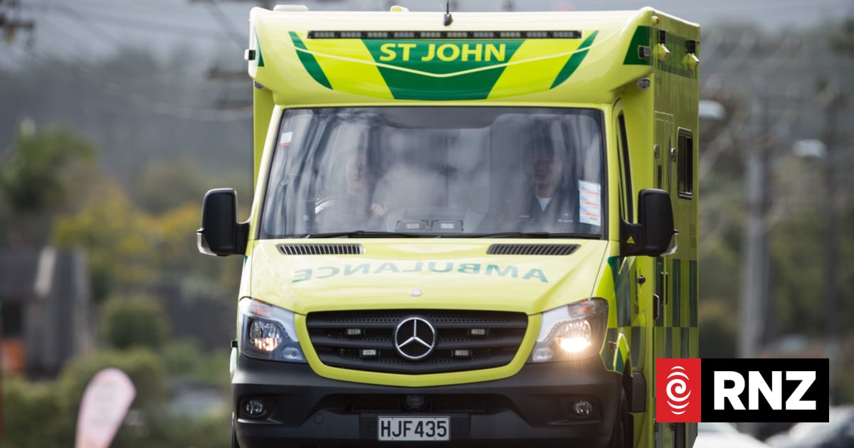 Cyclist dies after fall near Nelson | RNZ