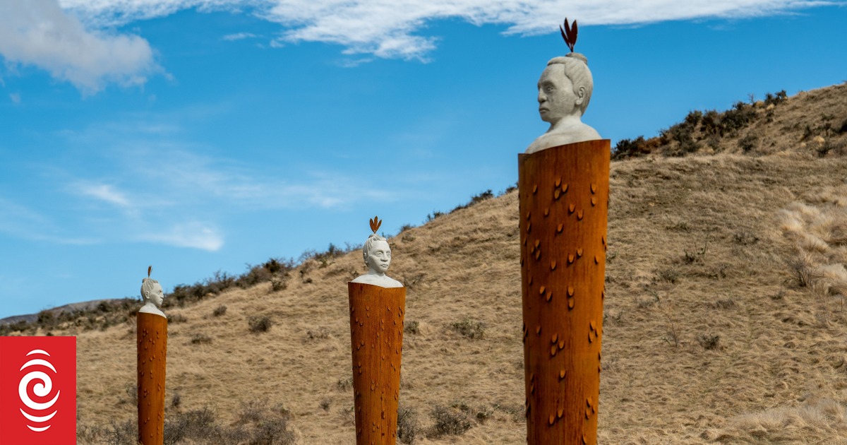 Restored pou whenua reflect significance of precious site | RNZ News