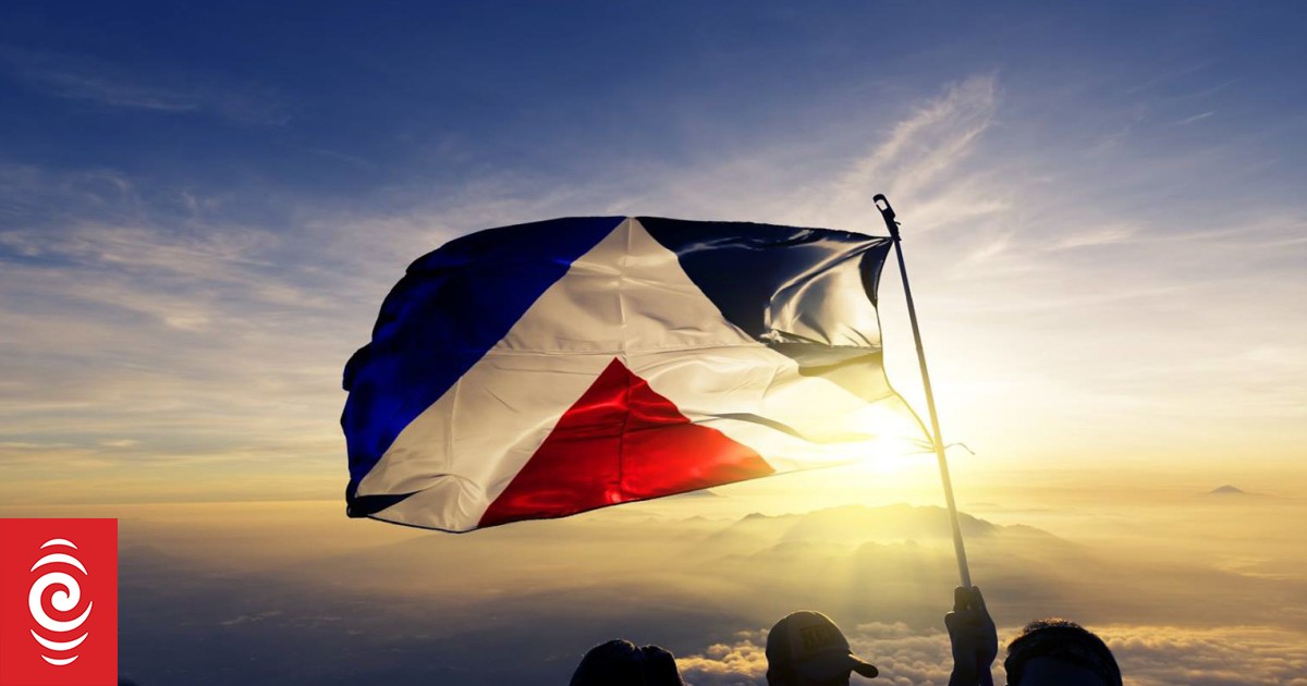 Flag's fans say it hasn't peaked yet | RNZ News