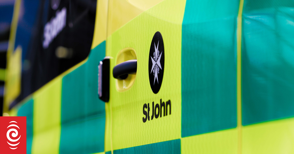 Fuel tank explodes at commercial building injuring one | RNZ News