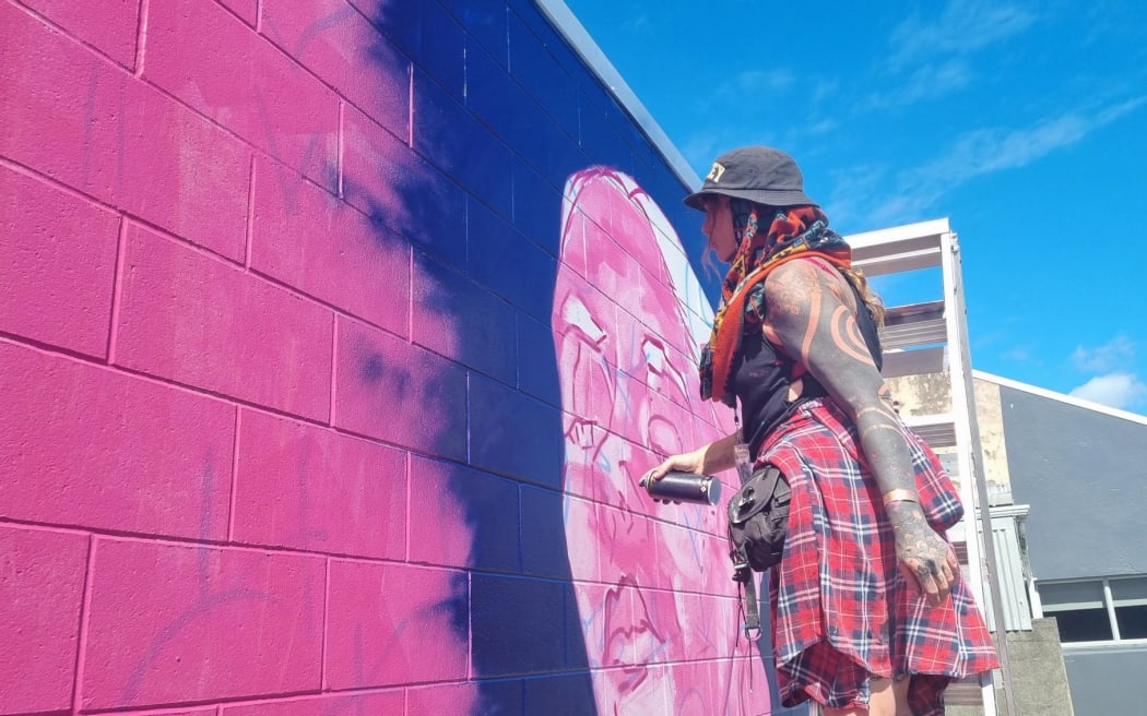 Get Up street art festival returns to New Plymouth | RNZ News