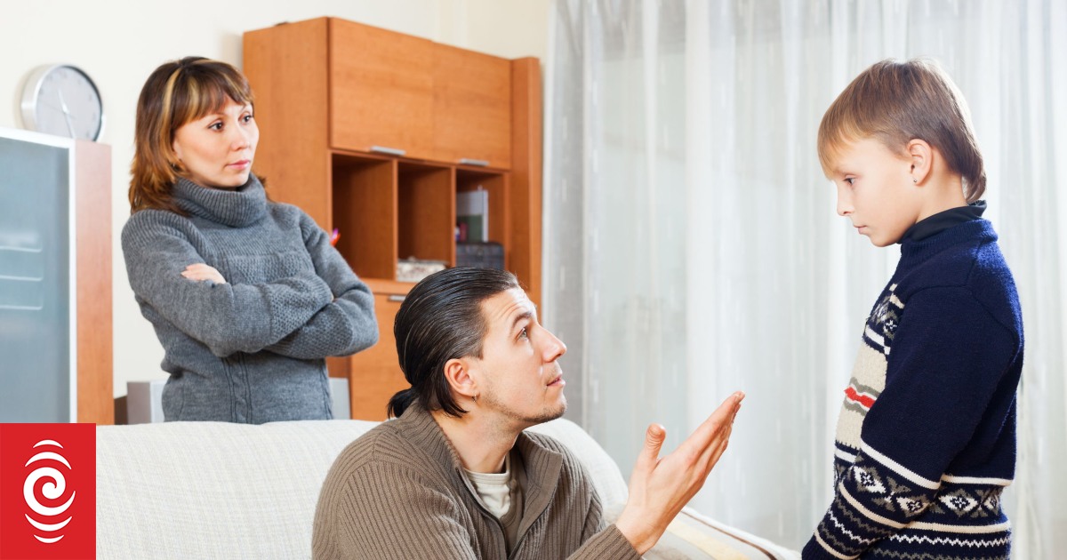 What to do when your children swear | RNZ