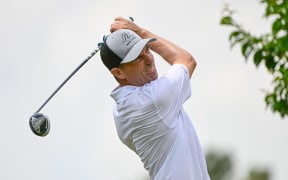 Golf: Steven Alker claims $2.1m prize as top Champions Tour golfer for ...