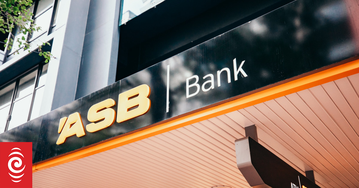 ASB to phase out use of cheques | RNZ News