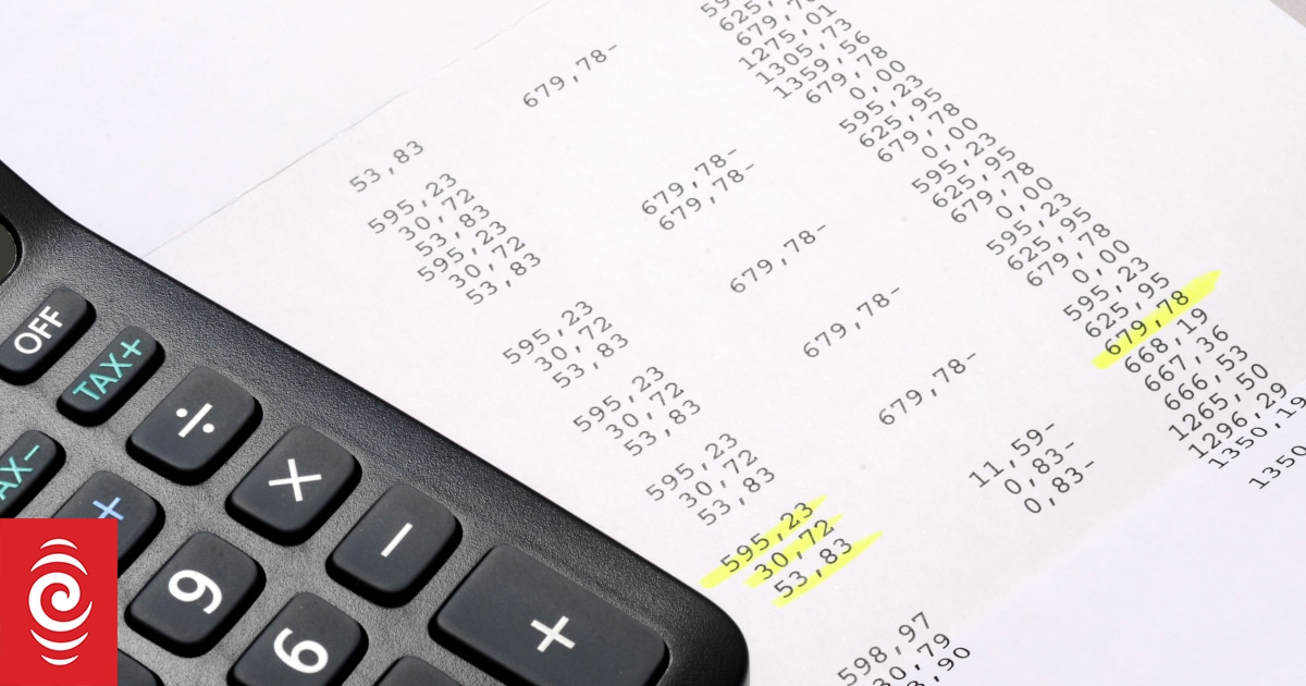 Statutory Holidays: What you should be paid | RNZ News