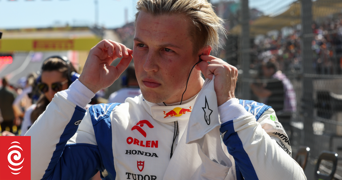 Las Vegas Grand Prix: Russell on pole in Las Vegas as Lawson qualifies ...