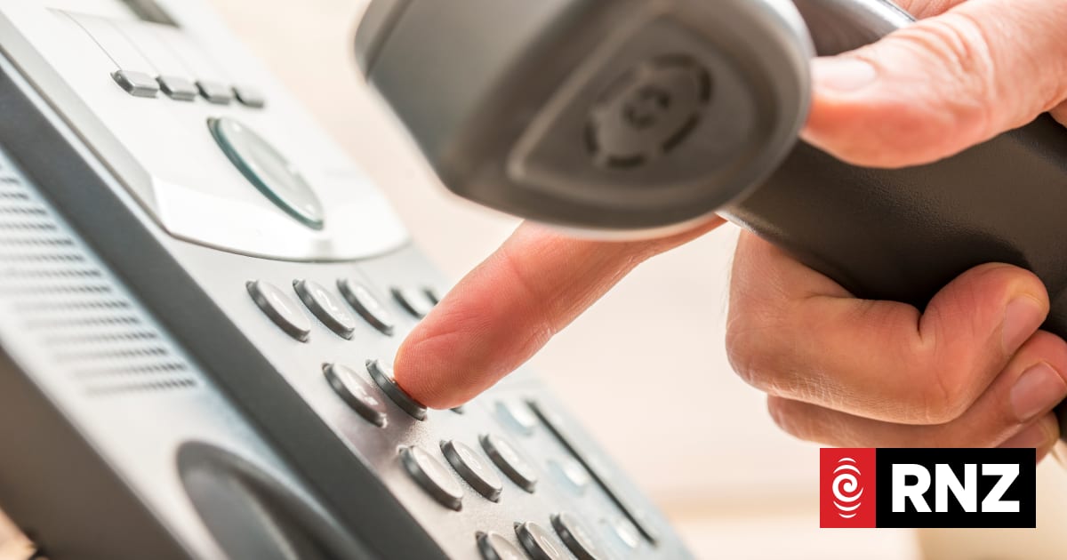 Police warn of phone scam targeting Chinese | RNZ