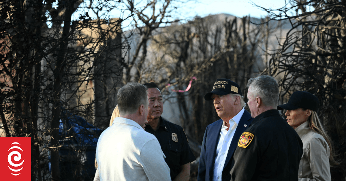 Trump says he will overhaul disaster agency, tours disaster-struck ...