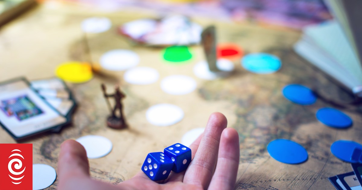 Mental health benefits of board games investigated | RNZ