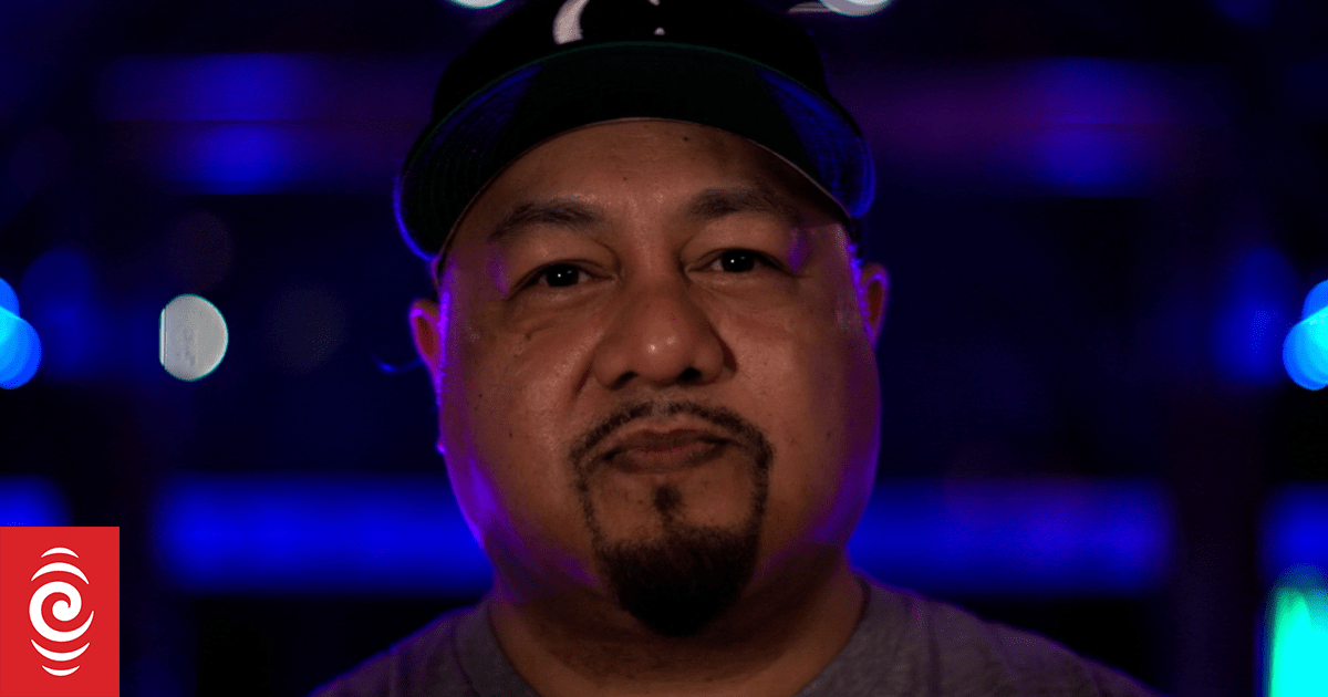 NZ Hip Hop Stand Up | Season 3 | Episode 3: DLT feat. Che Fu "Chains" | RNZ