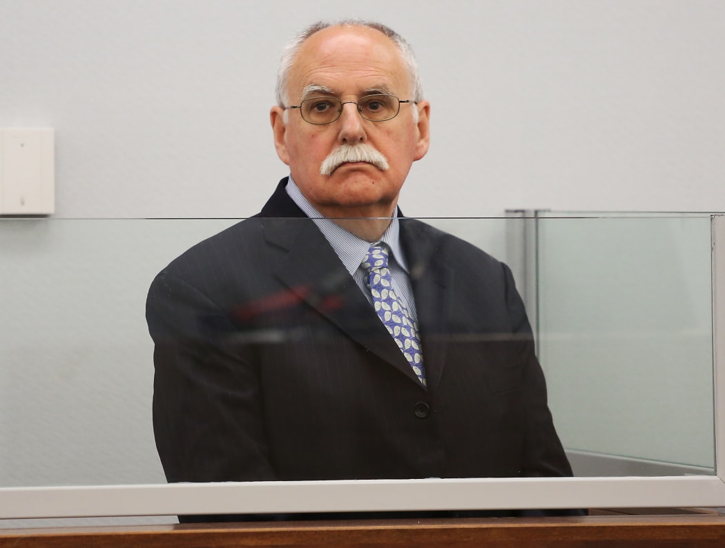 Case #038 - The David Ross Ponzi Scheme | RNZ