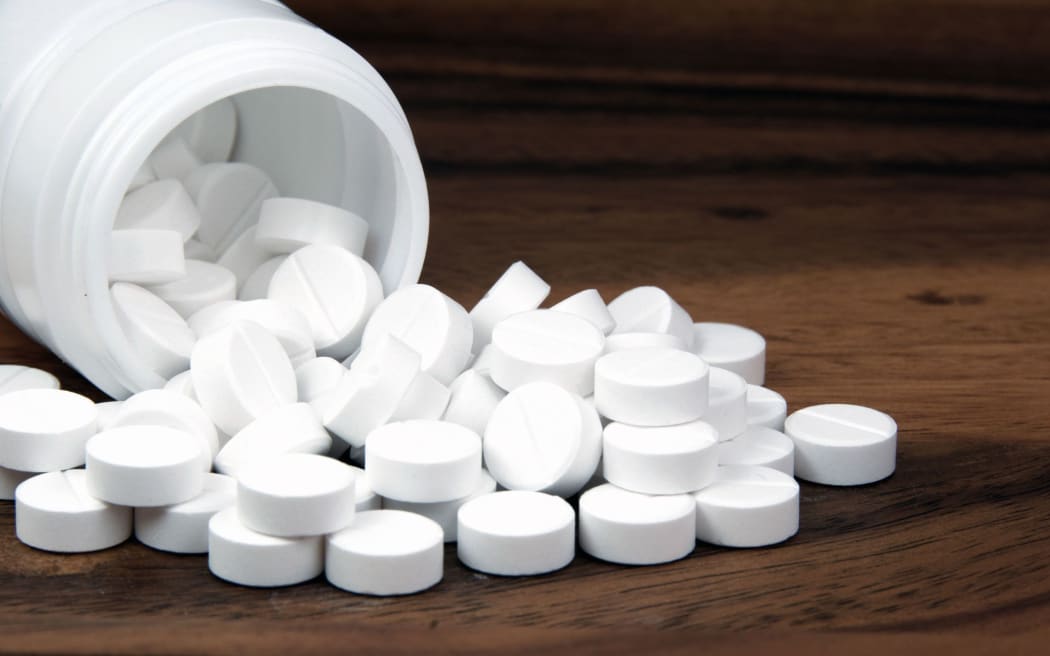 The dangers of paracetamol | RNZ News