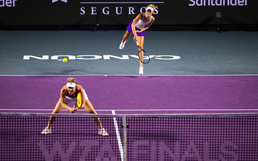 Routliffe and Dabrowski beaten in WTA Finals semi-finals | RNZ News