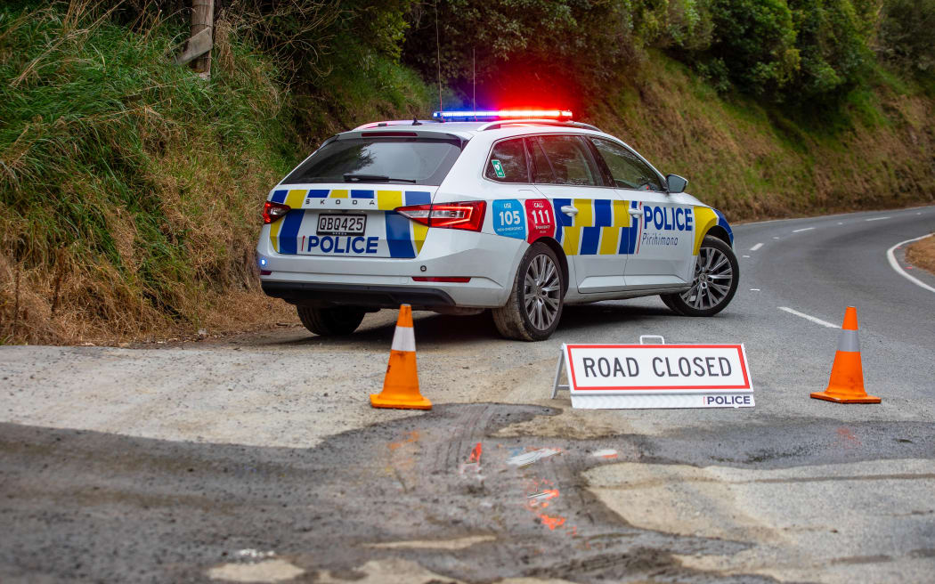 Two dead after car flips upside down into stream in Wellington | RNZ News