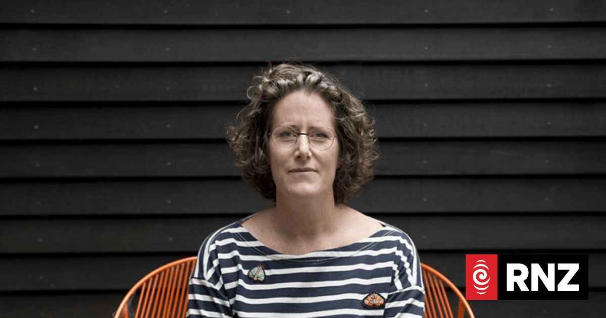 Does poetry have to rhyme? | RNZ
