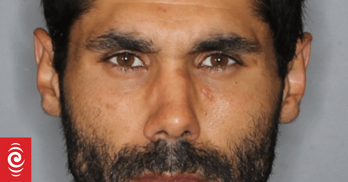 Hunt for prisoner who escaped police van in Taupō still on | RNZ News