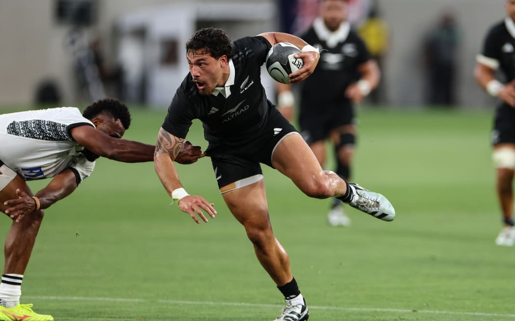 All Blacks v Australia: Has Robertson missed an opportunity? | RNZ News