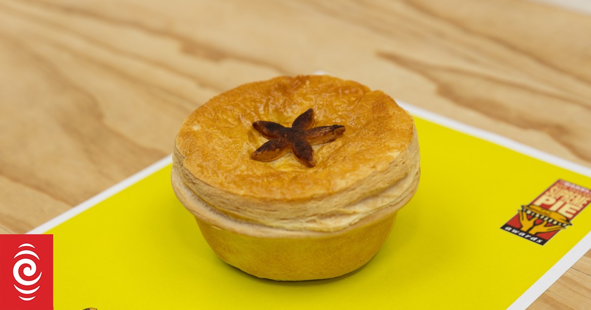 The best pie in New Zealand finally goes to a South Island bakery | RNZ
