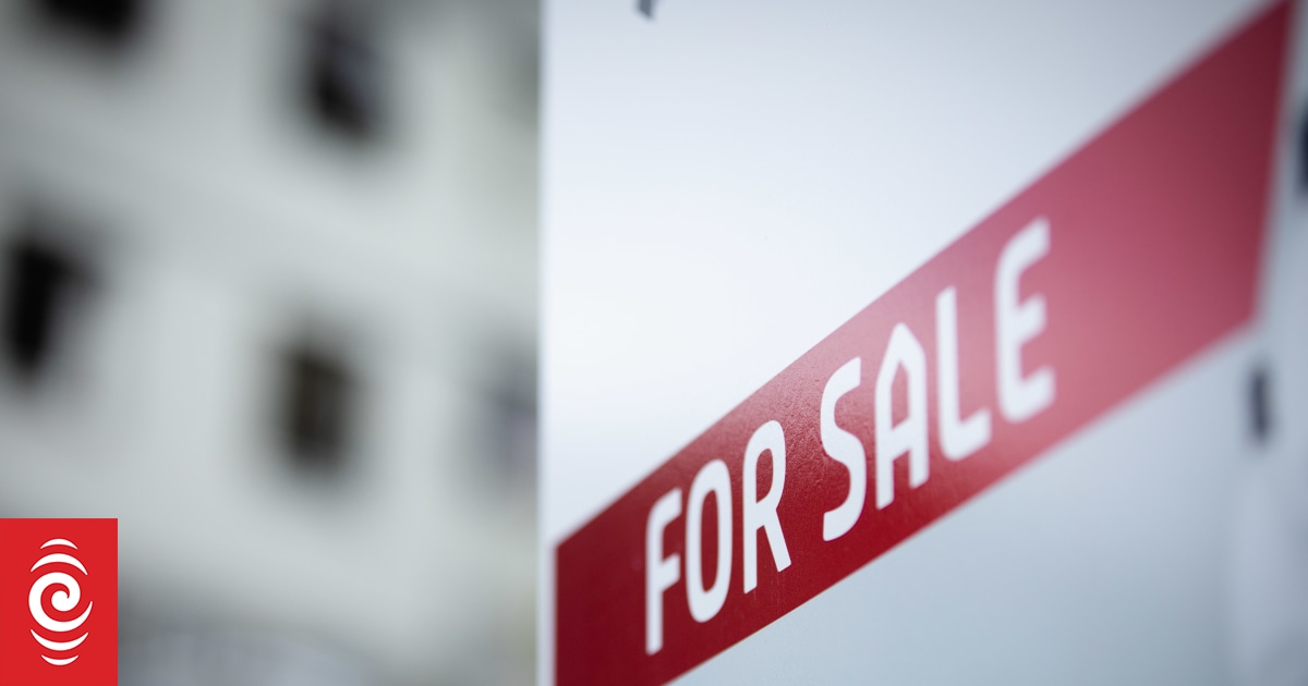 Analysis of latest house prices drop | RNZ