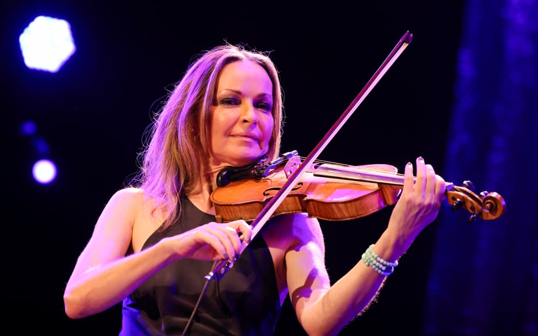 Review: The Corrs leave Christchurch crowd breathless | RNZ News