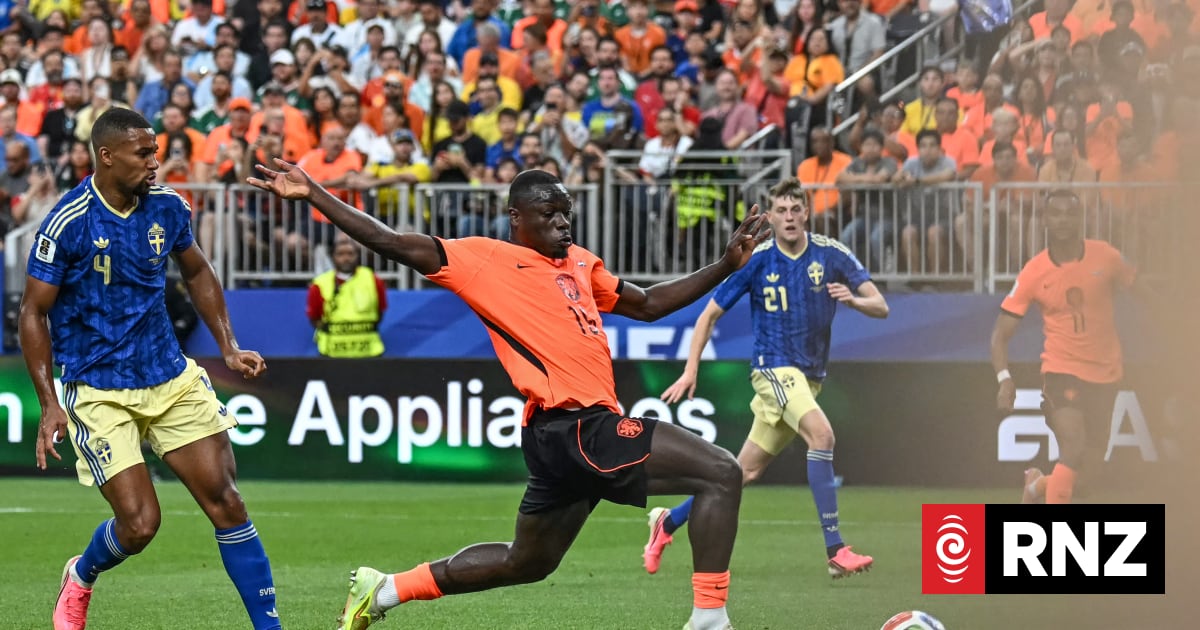 FIFA World Cup: Netherlands dismantle Sweden | RNZ