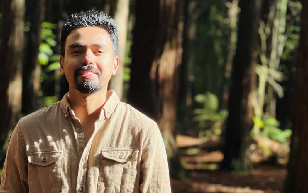 Most South Asians in New Zealand remit up to 10% of income home | RNZ News