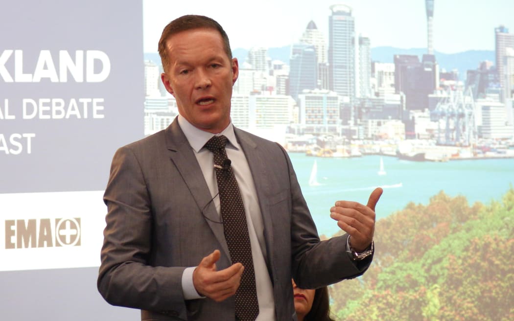 Housing goes untouched at mayoral debate | RNZ News