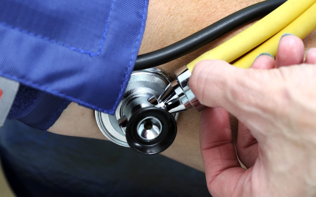 Medical workers demand TPP review | RNZ News