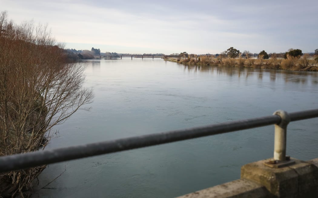 Otago councillors vote to delay notification of controversial land ...