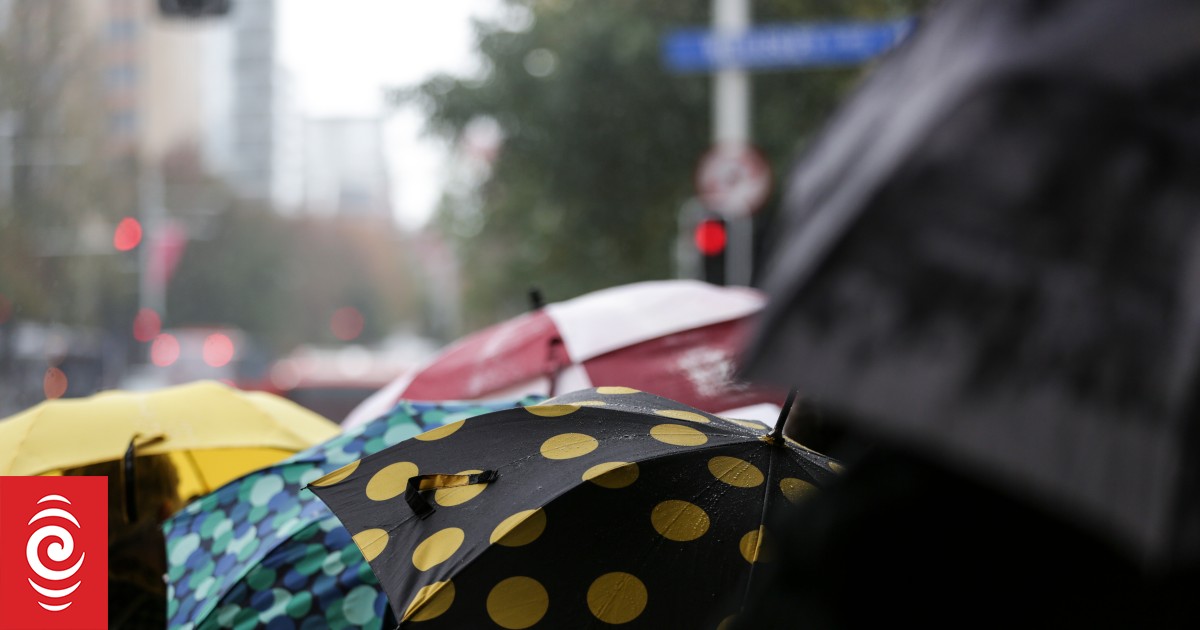 Weather: Orange warnings in place as burst of heavy rain set to pound ...