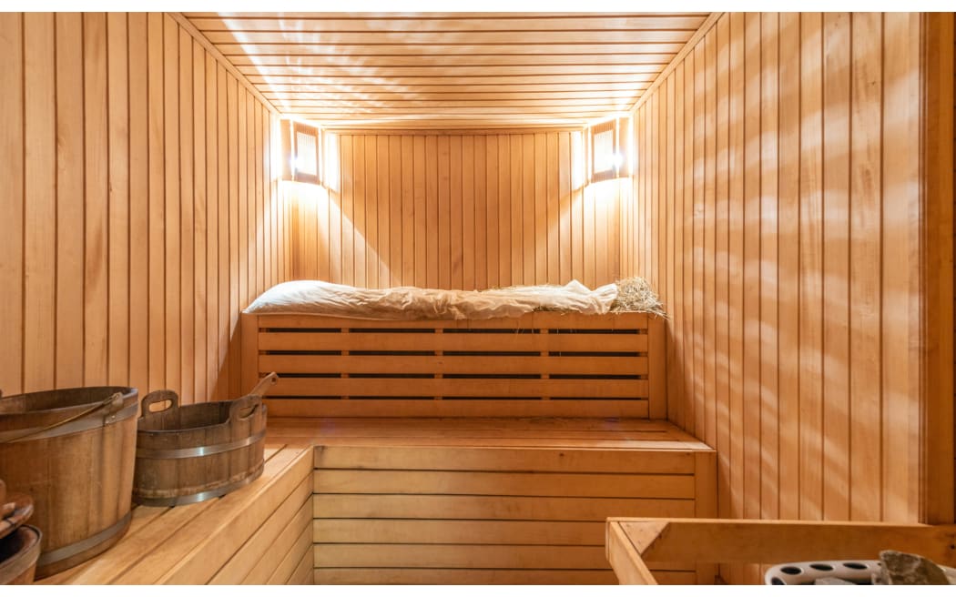 Sweating it out. Are saunas good for you? | RNZ