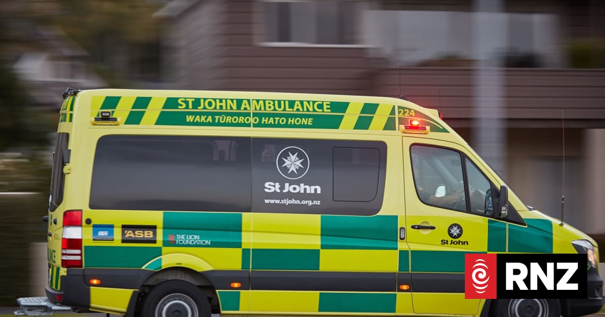 St John gets electric stretchers as obese patients double | RNZ
