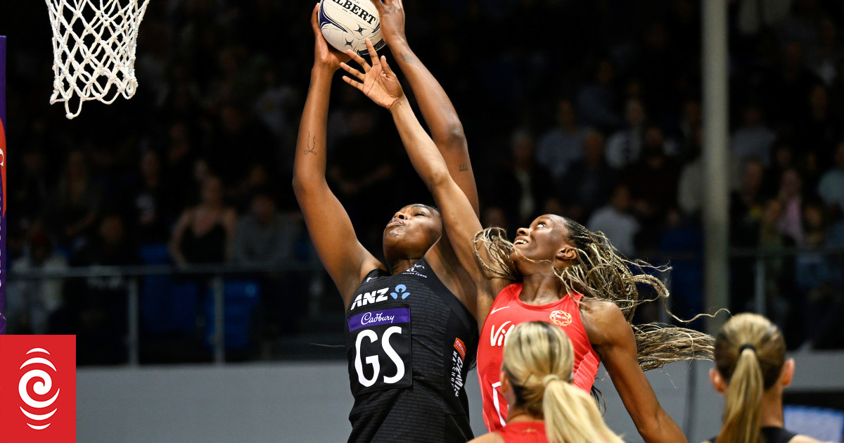 Silver Ferns end chaotic season with win over England | RNZ News