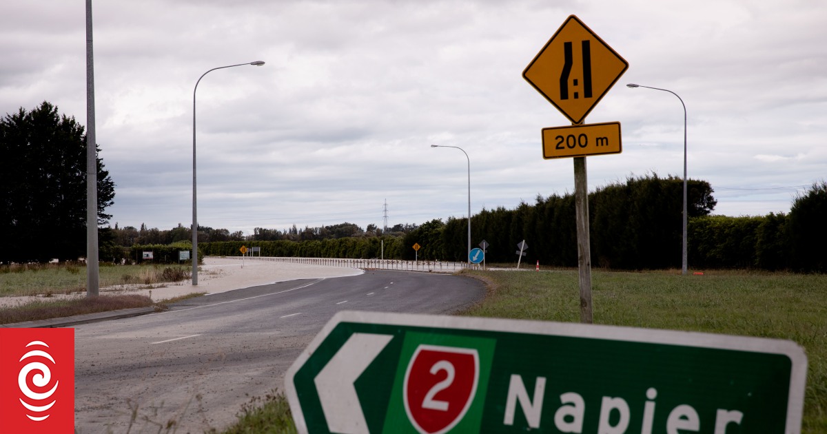 Cyclone Gabrielle: Power will likely stay out in Napier for some days ...