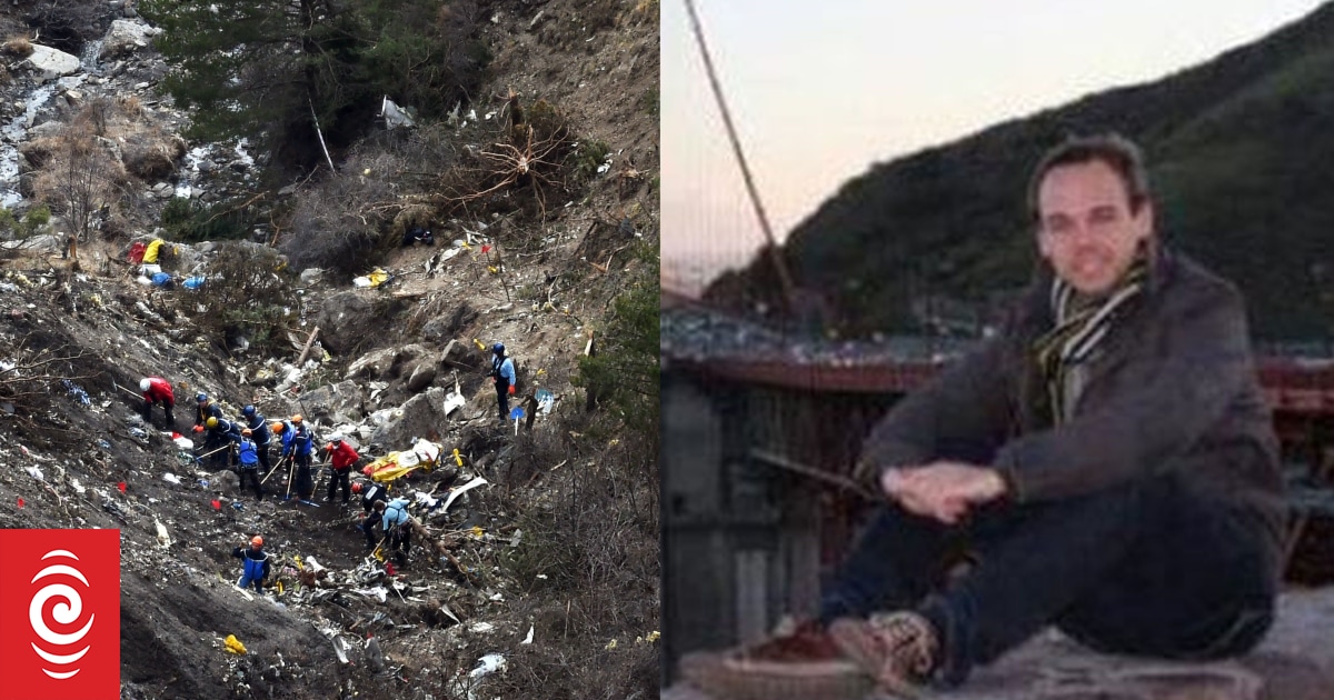 Co-pilot crashed 'deliberately' | RNZ News