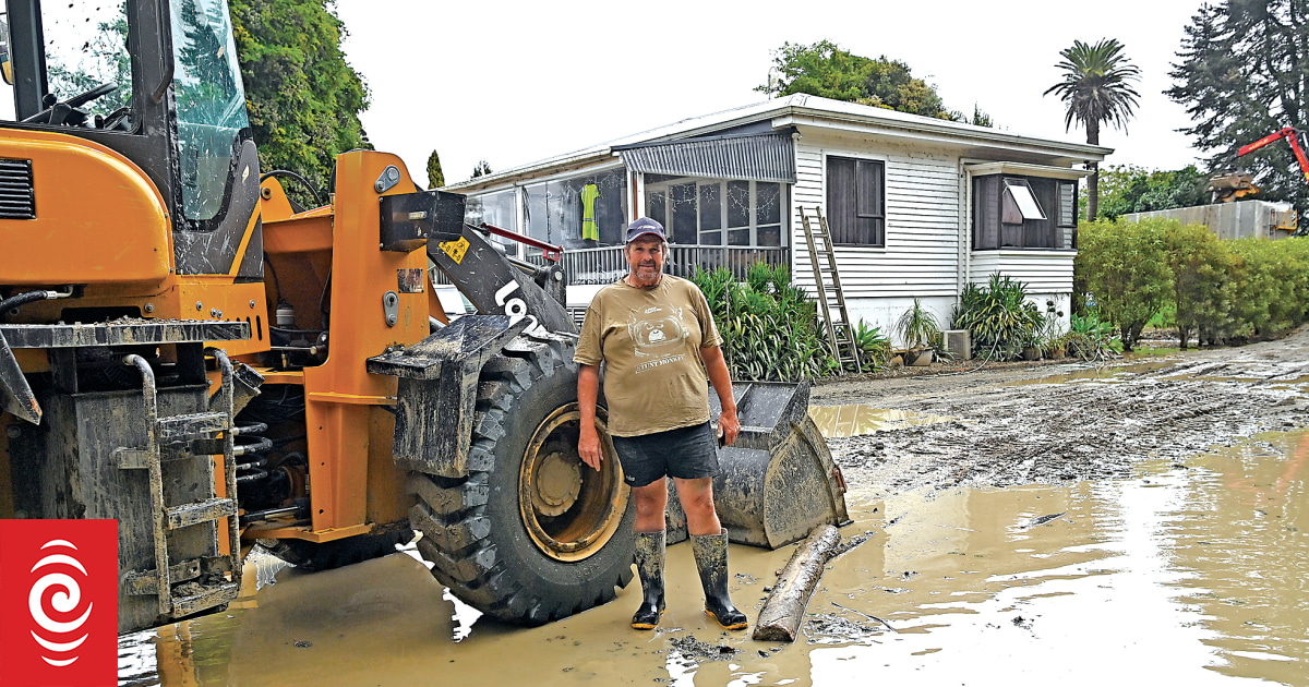 Gisborne man staying positive despite insurance nightmare | RNZ News