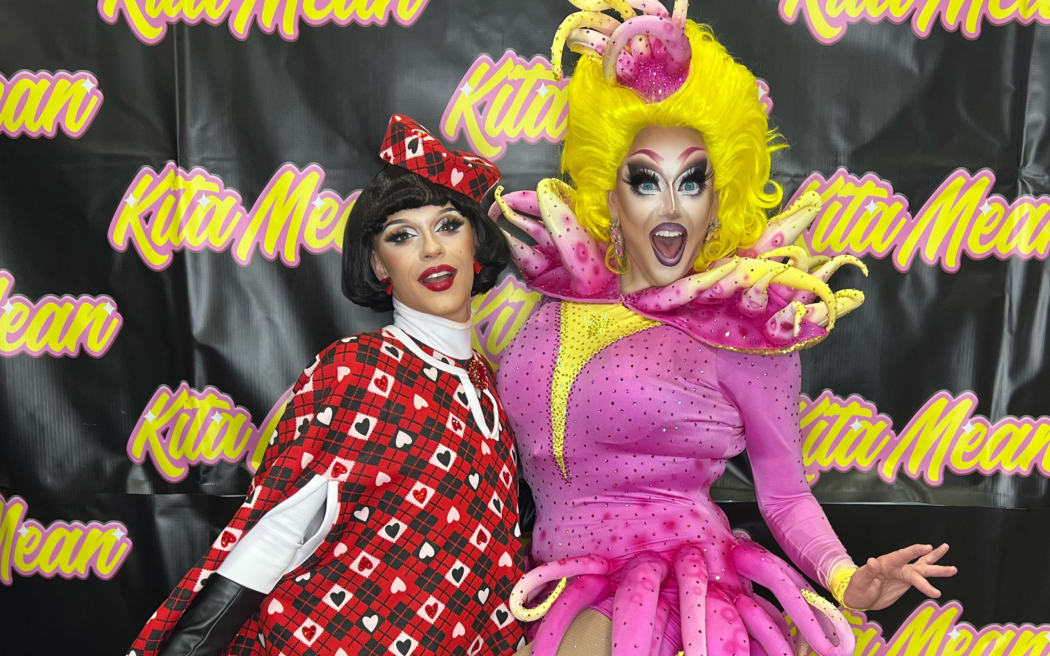 Kiwi queens shine at RuPaul's Drag Con | RNZ