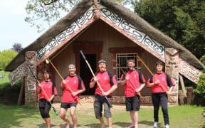 Return of Hinemihi carvings from London a step closer | RNZ News